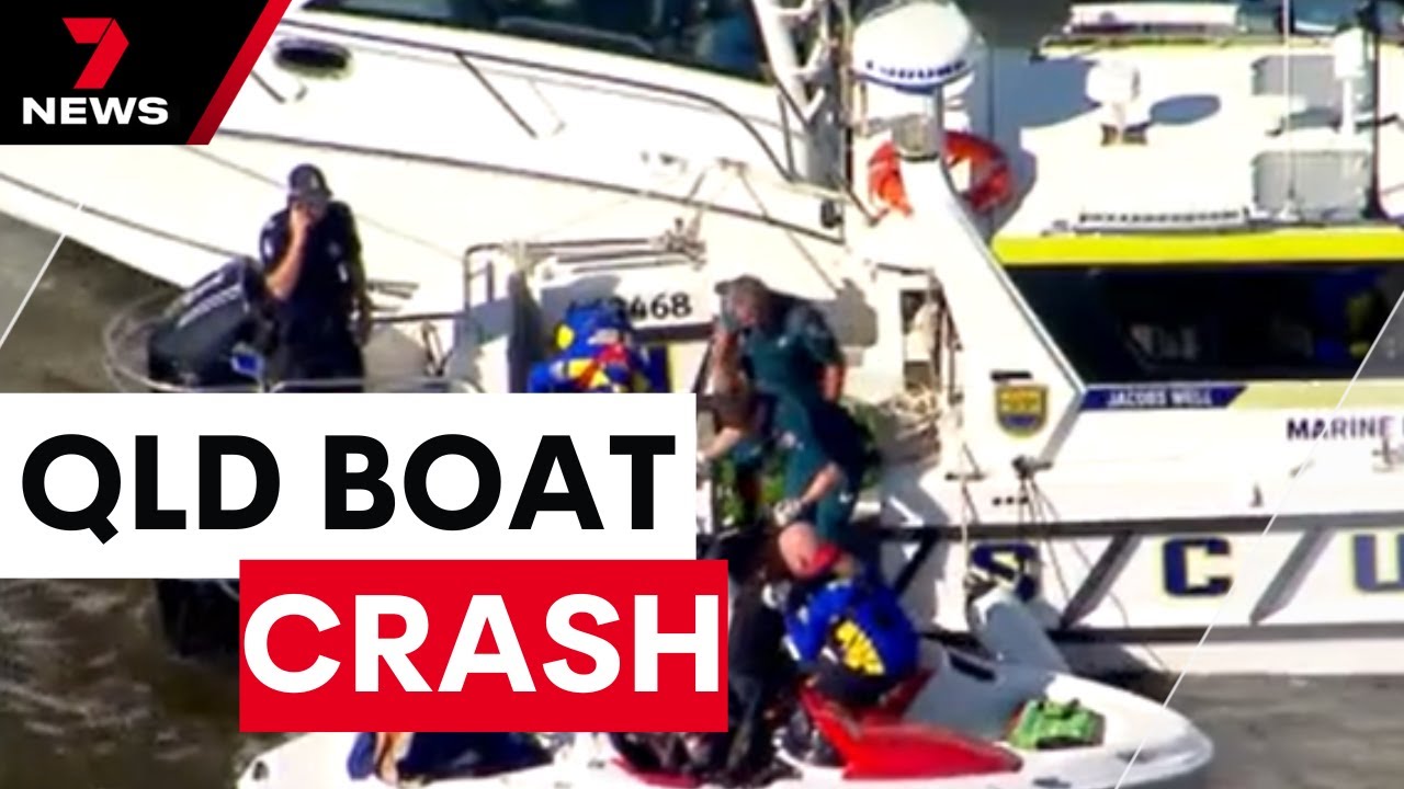 Two boats collide in Queensland | 7NEWS - YouTube