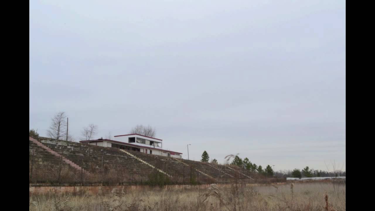 Urban Exploring: Metrolina Speedway - YouTube