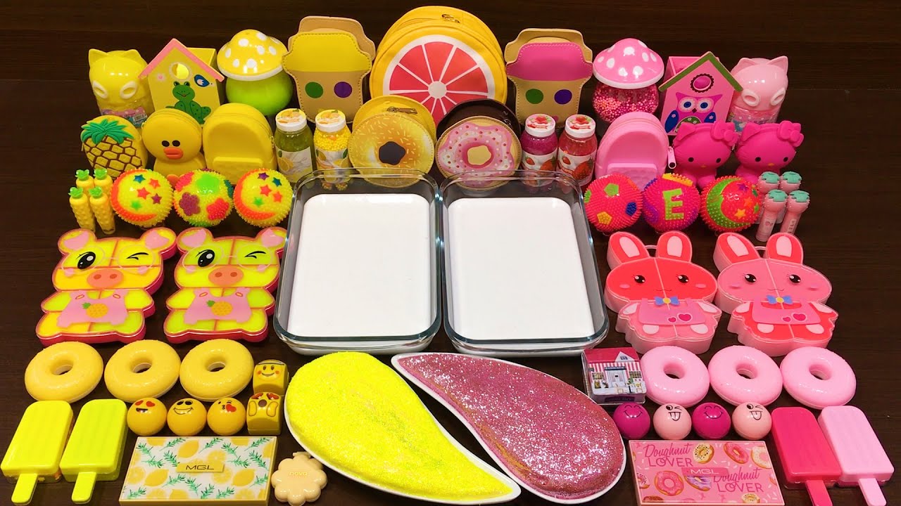 YELLOW PIG vs PINK RABBIT ! Mixing Random Things into Glossy Slime ...