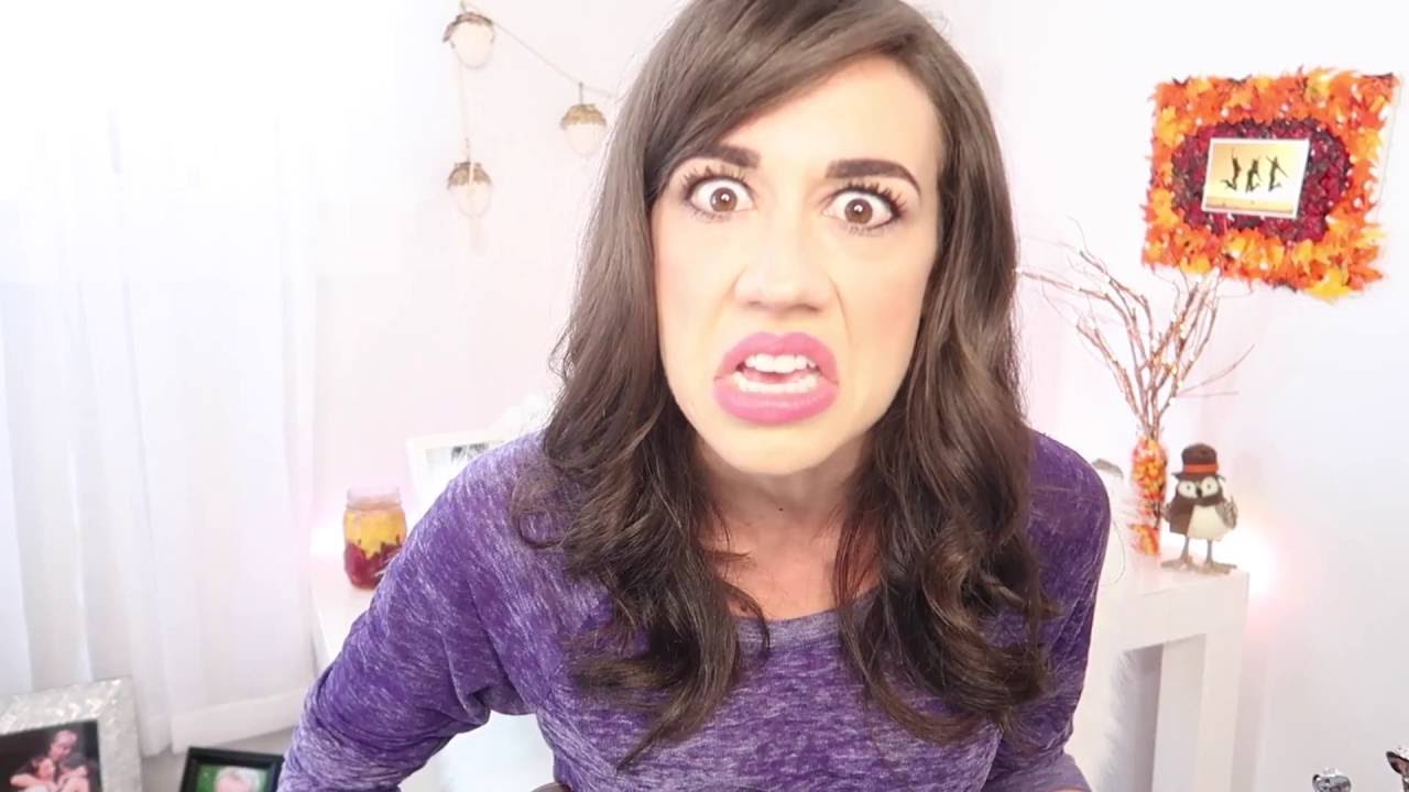 Colleen - Reading Mean Comments 2.0 - YouTube