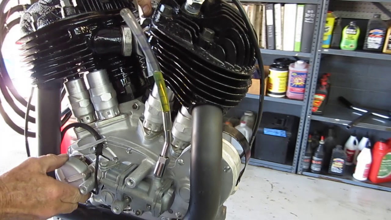 Jose's 1932 VL Engine Startup - YouTube