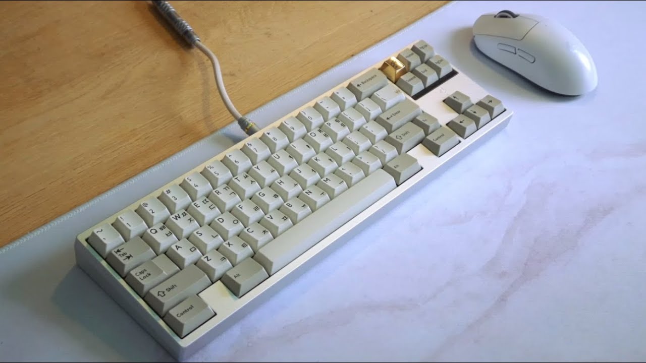 Pluto keyboard with MX Blacks Sound showcase - YouTube