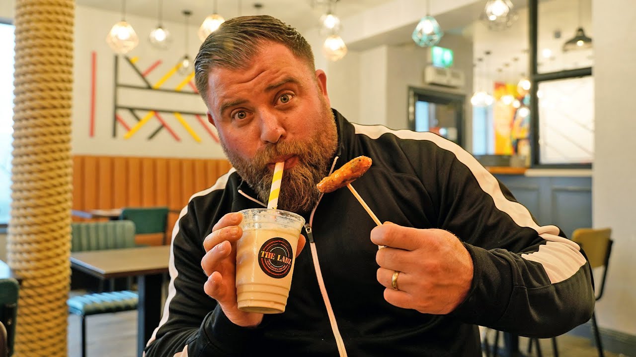 WE REVIEW THE LADZ IN HAMILTON | FOOD REVIEW CLUB - YouTube