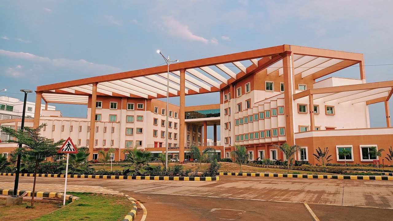 IIT Dharwad campus tour. - YouTube