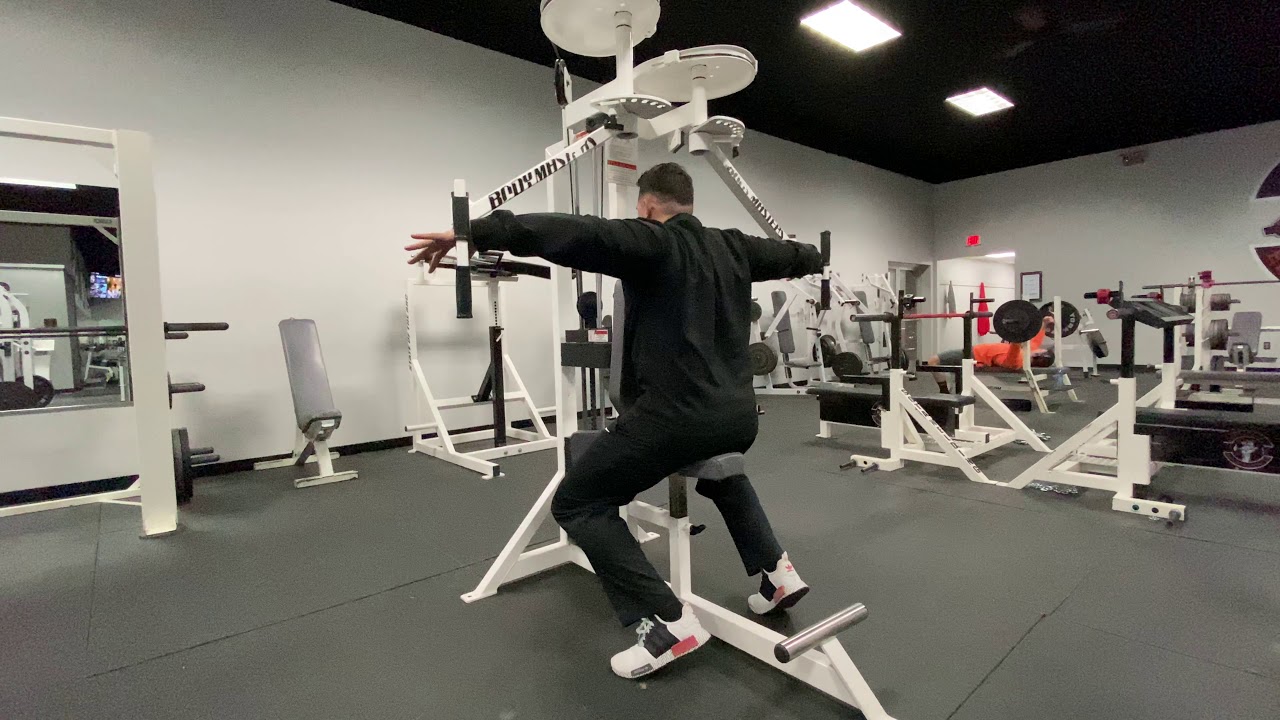 Peck Deck Fly: Chest and Rear delt fly demonstration - YouTube