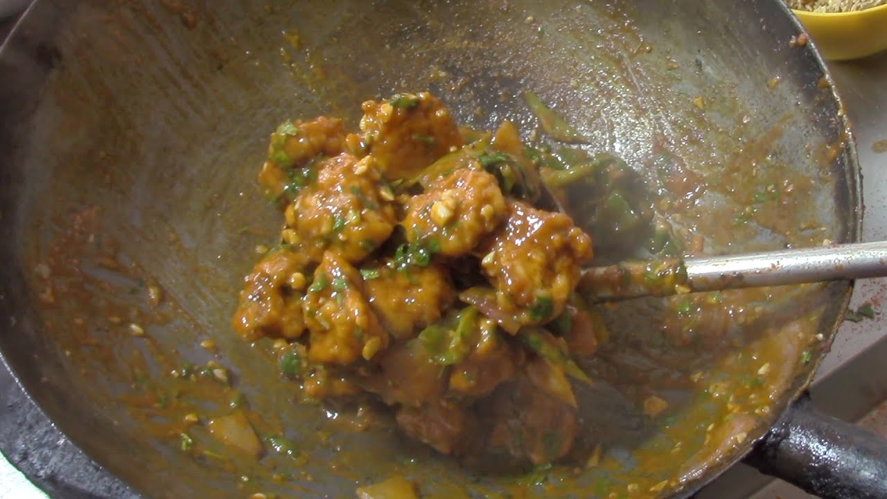 Chilli Chicken Recipe | Street Food - YouTube