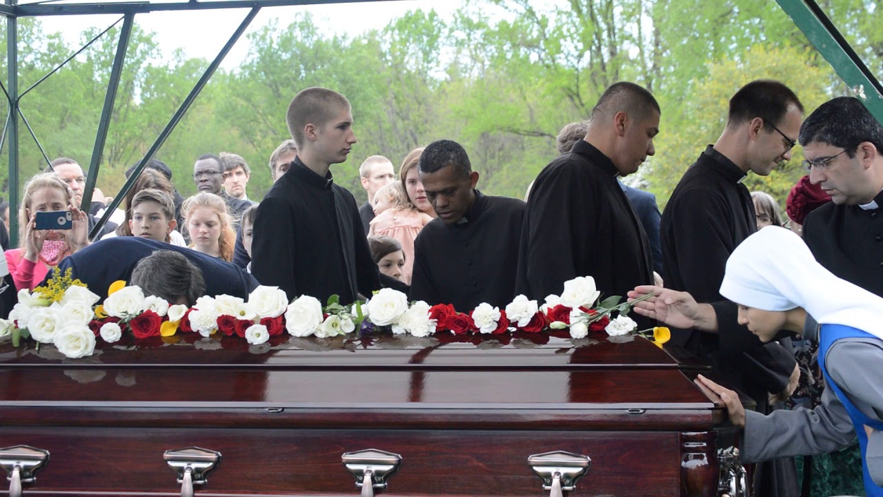Burial of Fr Daniel Vitz IVE - YouTube