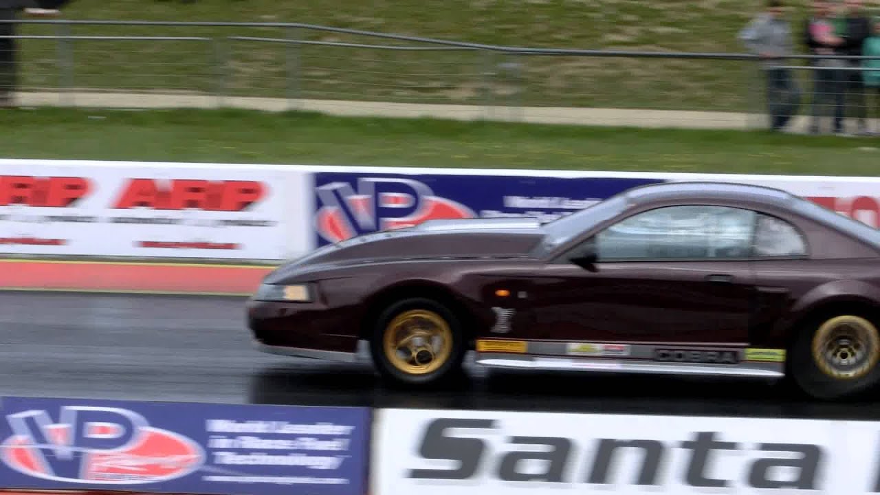 Mustang 330ft Santa Pod 15th May 2011 - YouTube