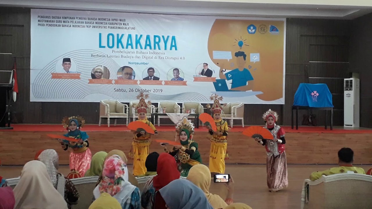lokakarya pembelajaran bhs indonesia kab. wajo - YouTube