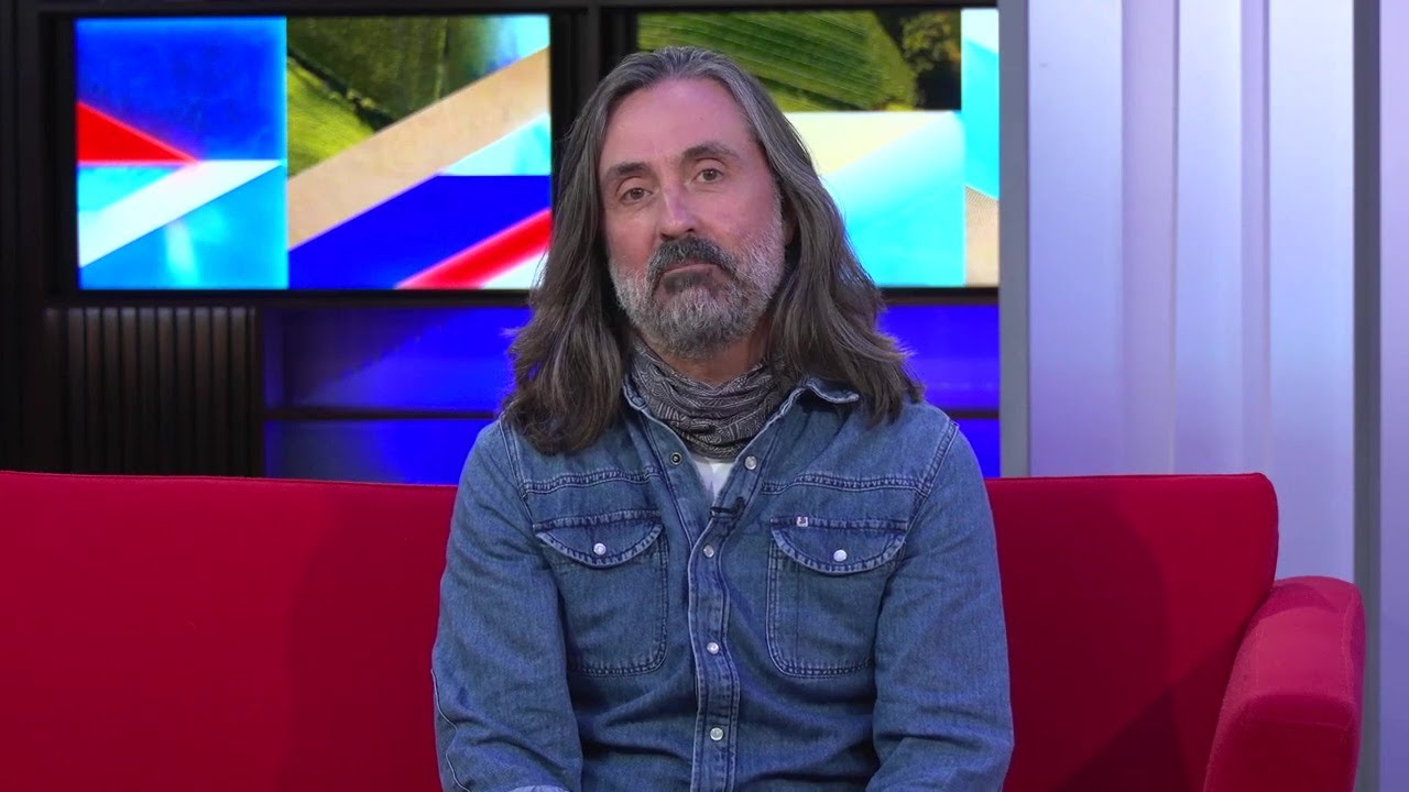 Keir Starmer, Granny-Harmer is all by himself, the embodiment of ...