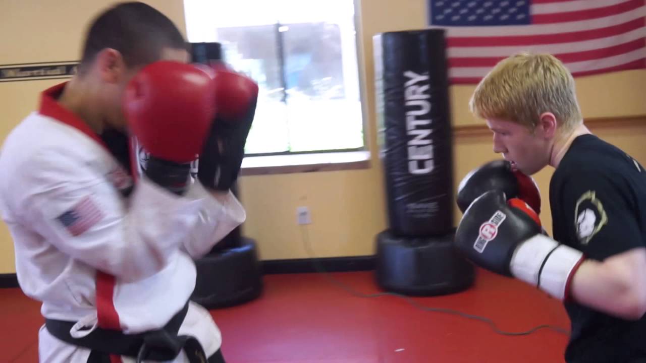 FAZE SENSEI vs. 16 YEAR OLD BOXER! (FAZE FAN) - YouTube