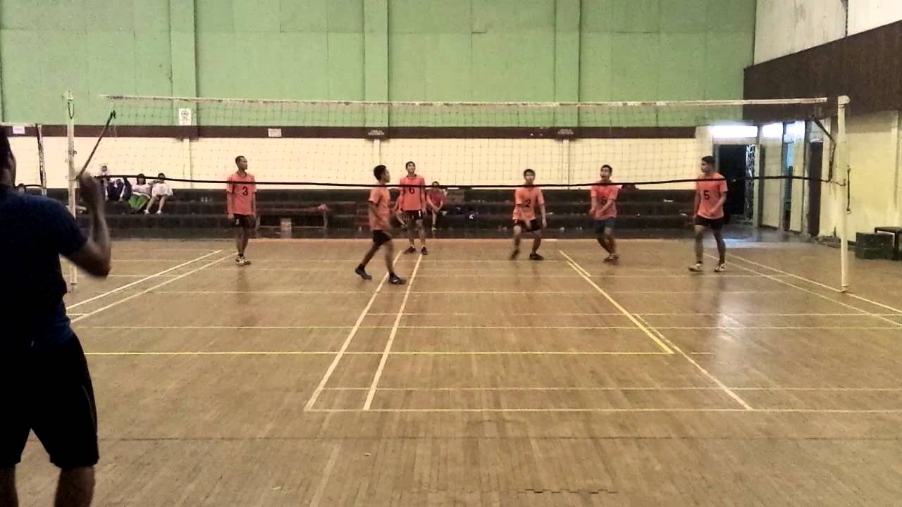 smash volley ball spa ragunan - YouTube