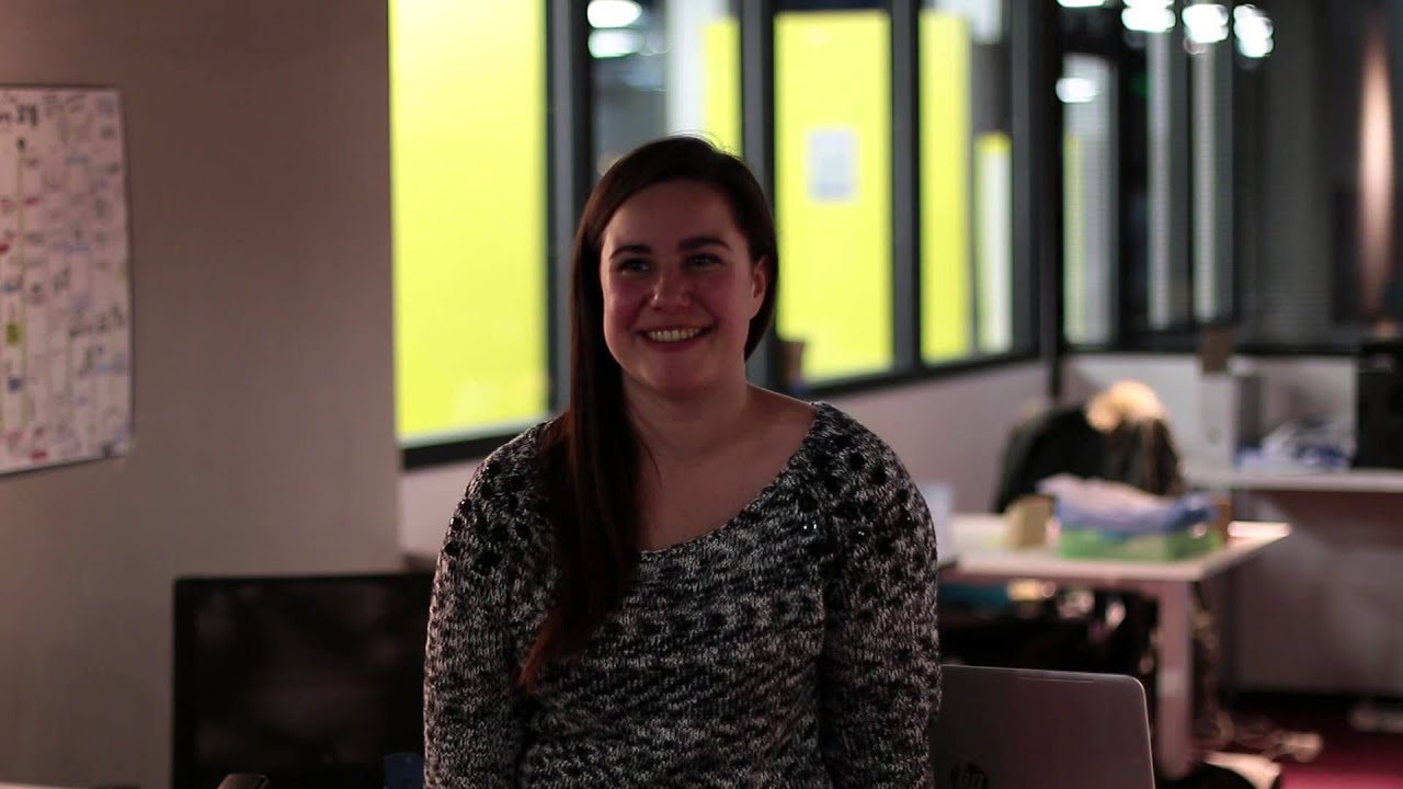 Interview Flash #9 — Chloé Dupré - YouTube