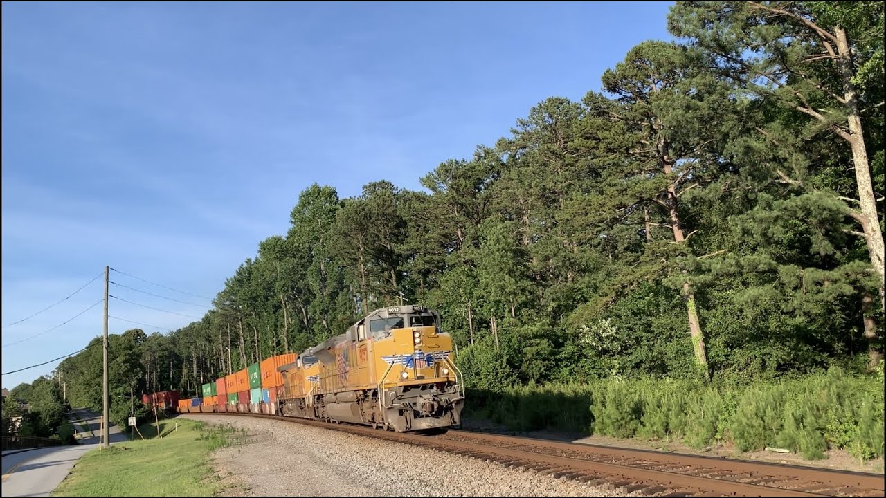 UP 9057 Leads NS 237 Thru Norcross, GA 6/18/2022 - YouTube