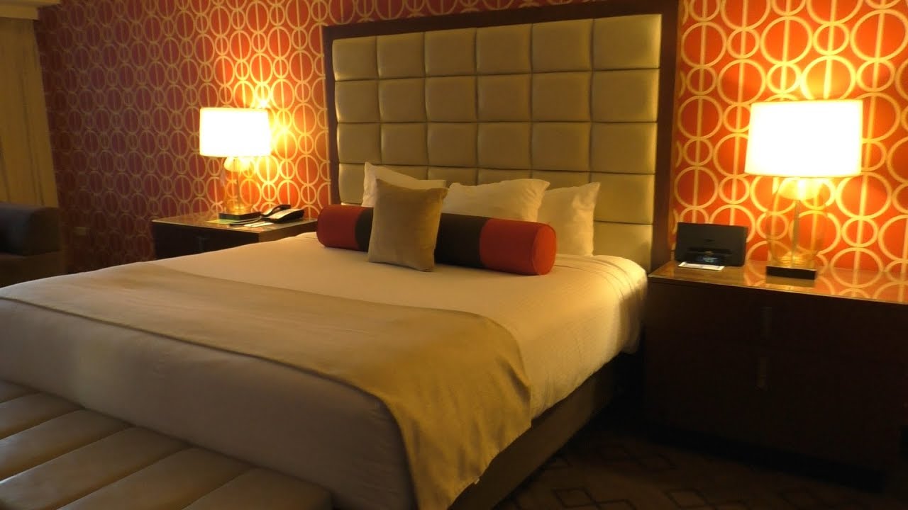 Bally's Las Vegas - standard room 2018 - YouTube