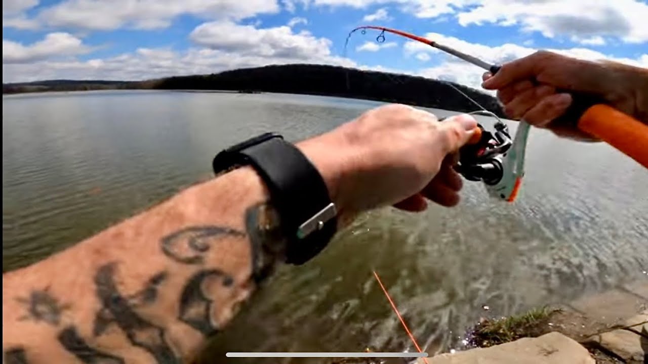 Perch Fishing Moraine State Park - YouTube