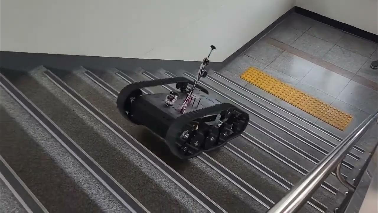 Stair Climbing Robot - Scouter for Dronebot 2023 (계단 오르는 실내 로봇) - YouTube