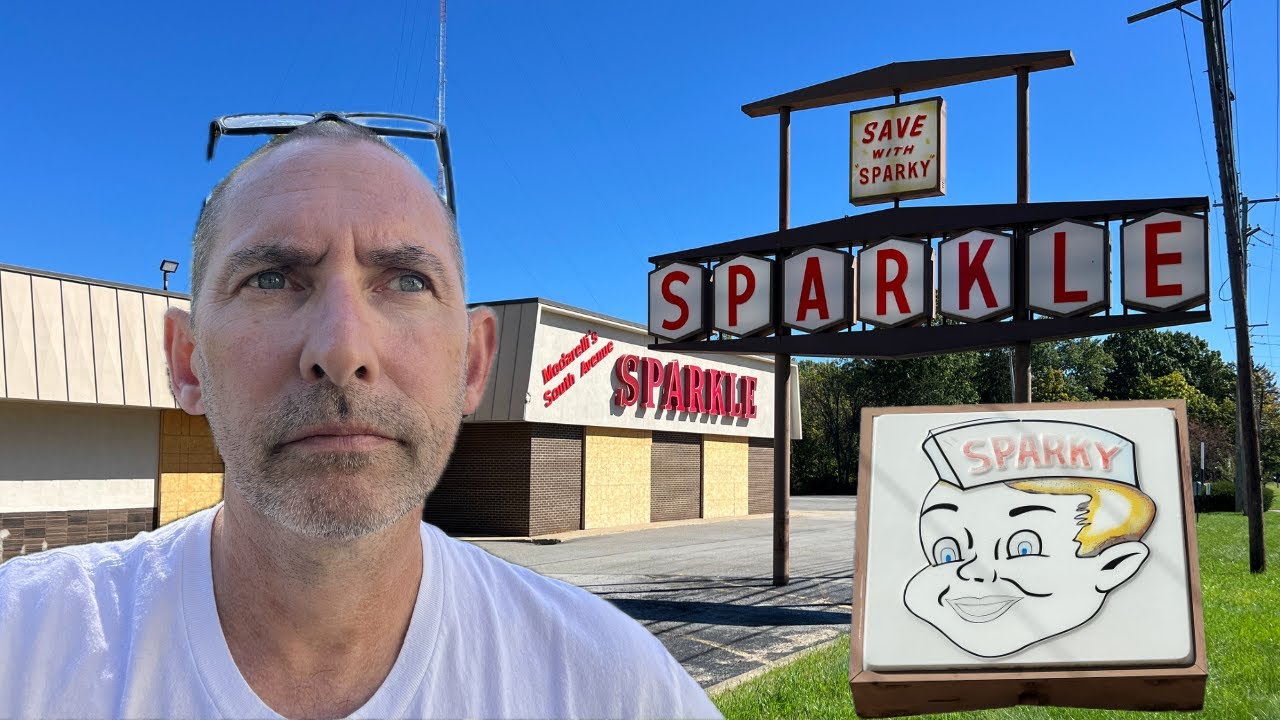 Abandoned Sparkle Market with Vintage Signs! ~we will miss you sparky ...