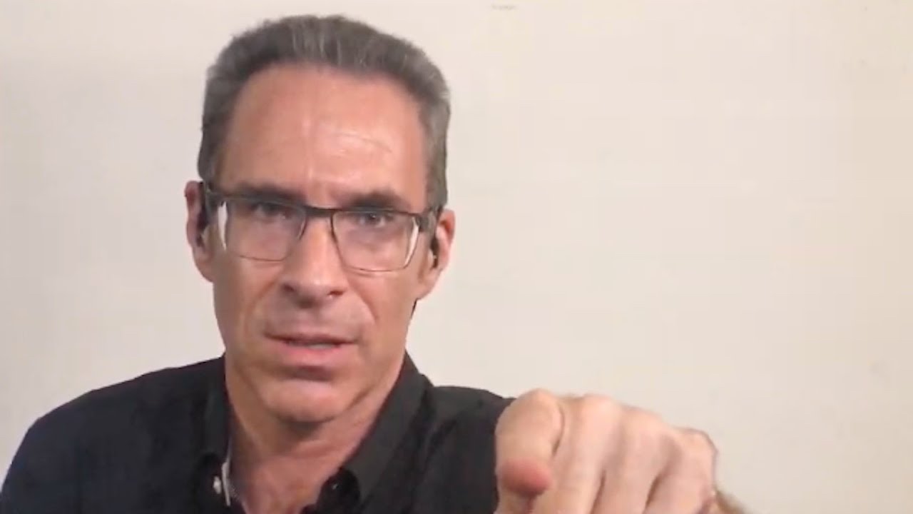 Jason Goodman DELIGHTS in the death of Robert David Steele - YouTube