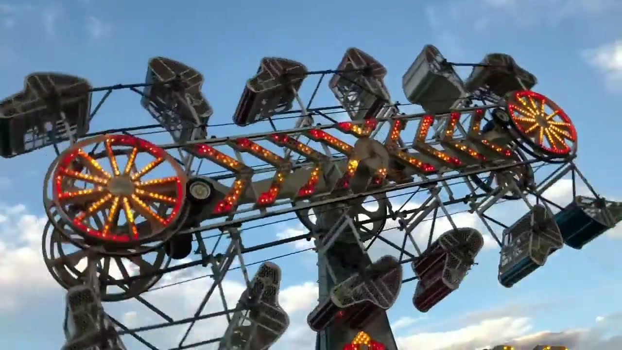 Zipper Off-Ride at Taylorville Dayzz Fair in Utah - YouTube