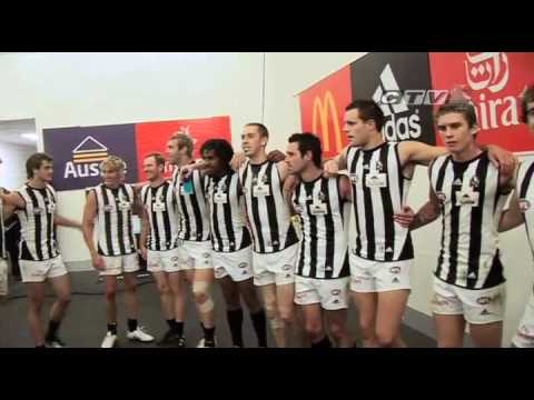 The Collingwood Magpies sing Good old Collingwood Forever after ...
