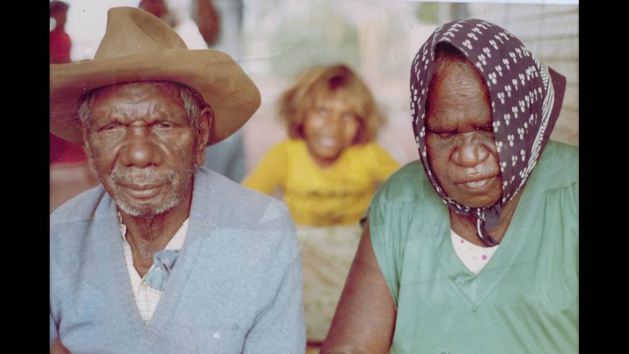 The History of the Wave Hill Walkoff in Pictures - YouTube