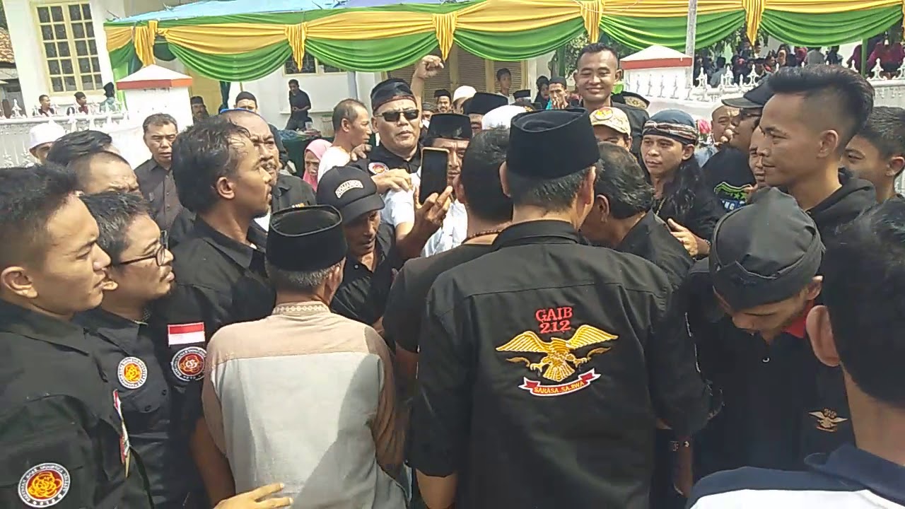 GAIB 212 Bersalaman bersama jajaran GAIB 212 - YouTube