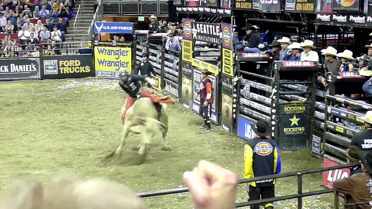 L.J. Jenkins Championship Ride - YouTube