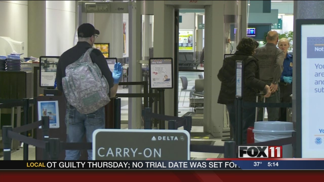 TSA wants police at airport checkpoints, ticket counters - YouTube