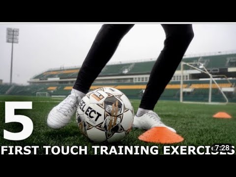 5 Exercises to Improve First Touch / Five Balance Exercises for Soccer ...