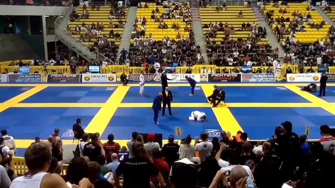 Saulo Ribeiro vs Roberto Godoi 2013 IBJJF Masters/ Seniors Worlds super ...