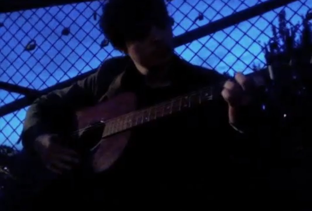 Yeah! [un chanson du Marine Quéméré] - YouTube