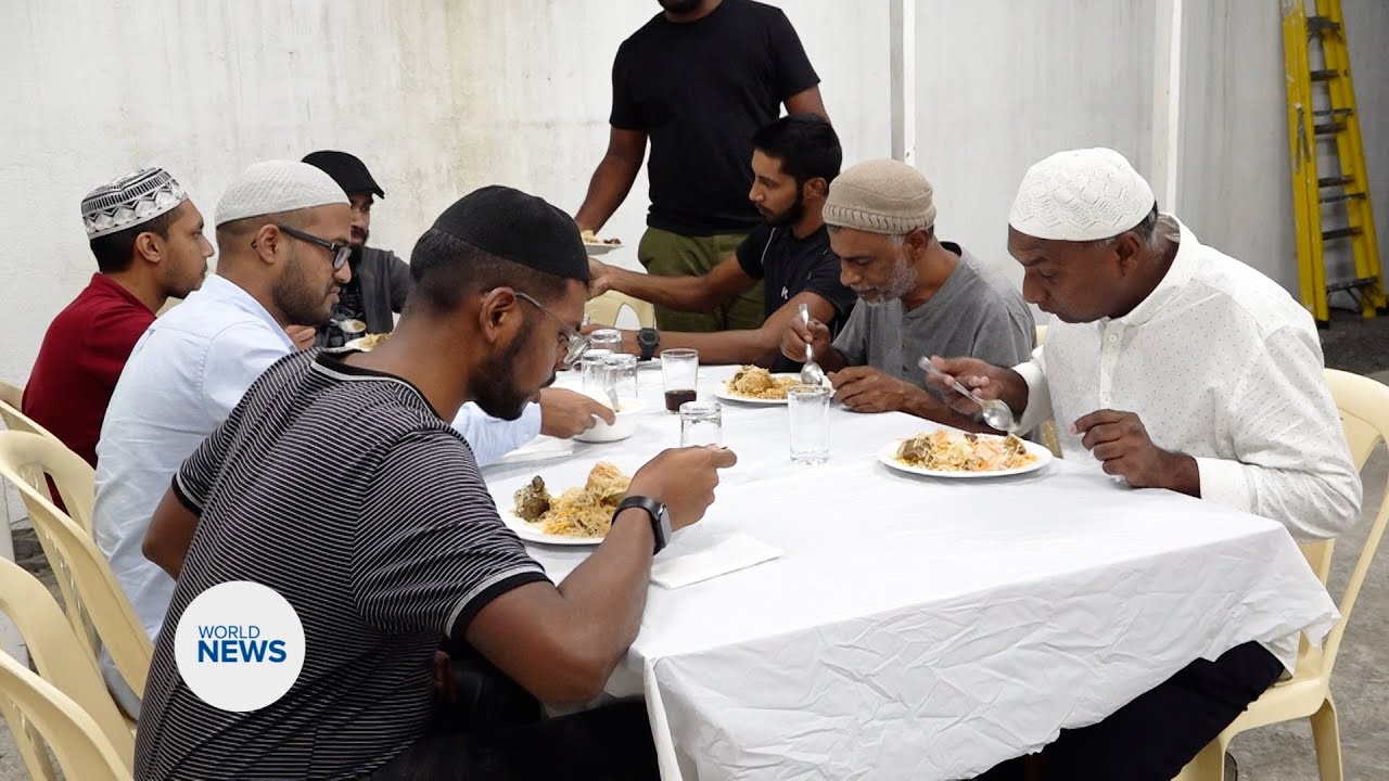 Eid Dinner held in Mauritius - YouTube