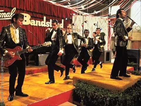 Those Magic Changes - Grease! (Italian Version) - YouTube