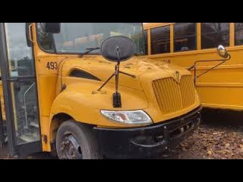 2008 IC BE200 VT365 Startup & Rev - YouTube