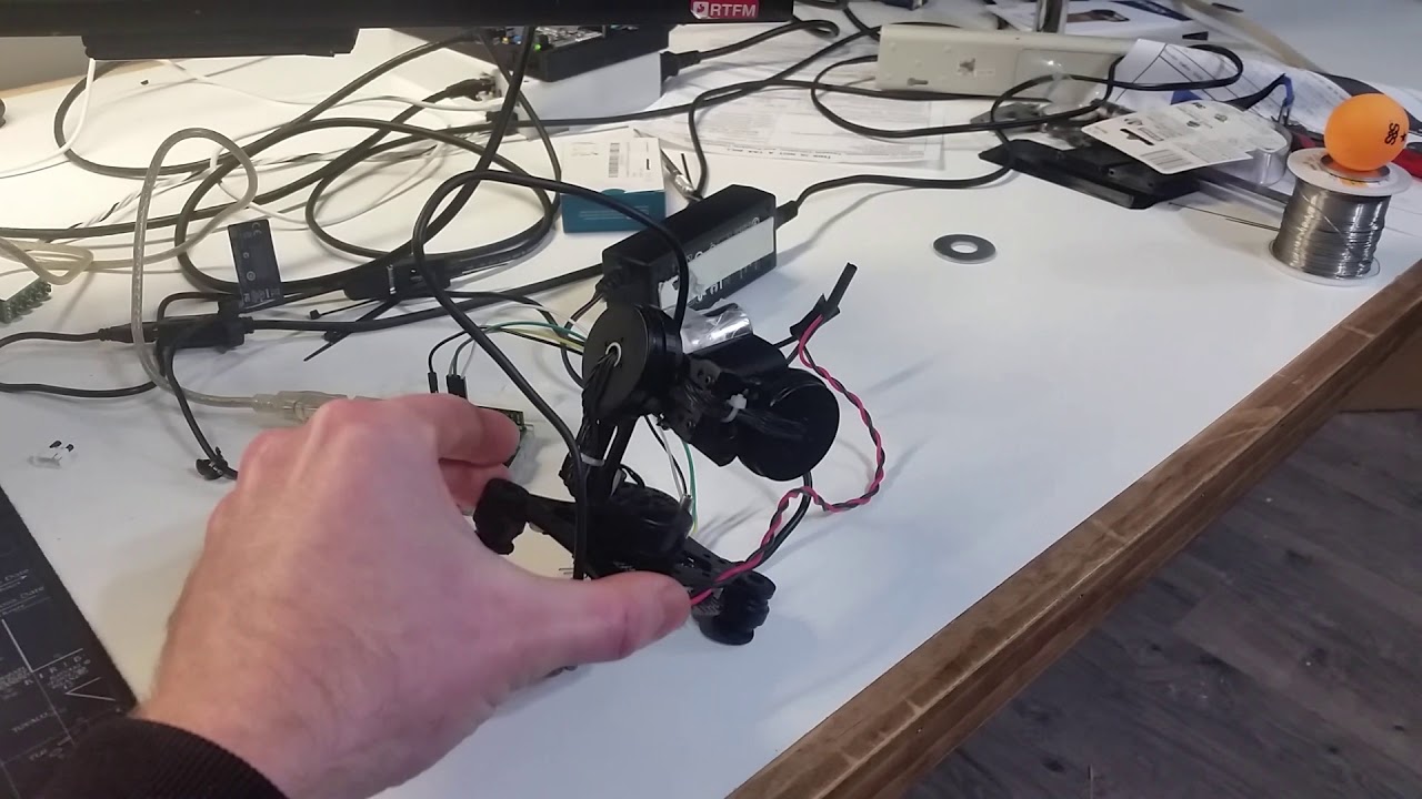 OpenCV - Gimbal Tracking Test - YouTube