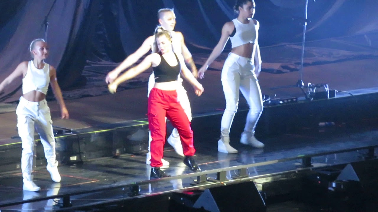 Keelie Walker - Not You - Birmingham Arena 23 June 2019 (Supporting ...