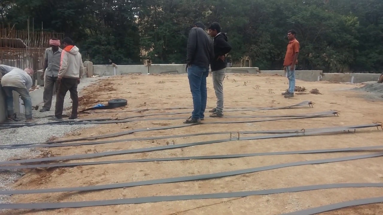 Placing of Paraweb belt for Retaining walls made of Sheath Polyolefin ...