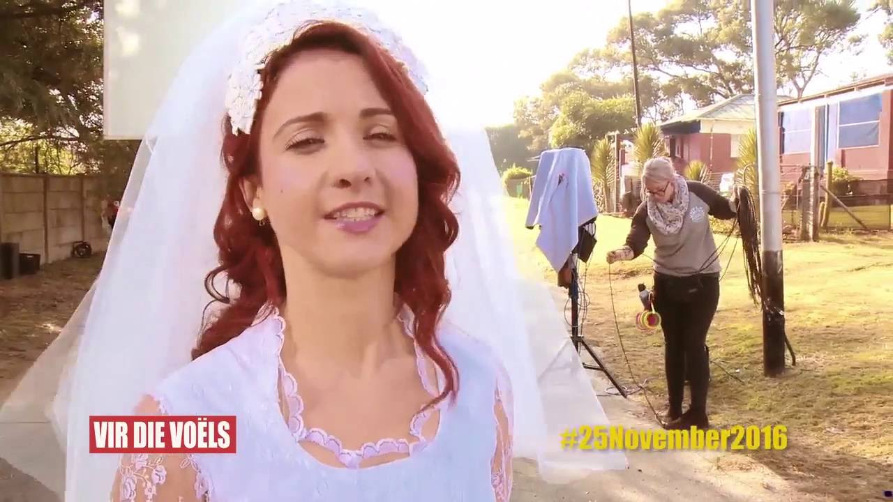 Vir Die Voëls Dag 1 - YouTube