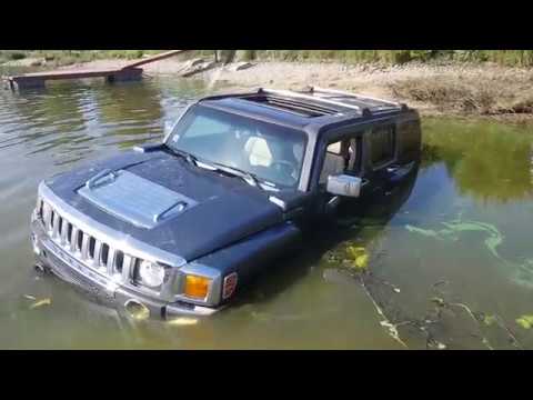 Hummer sinking in water! - YouTube