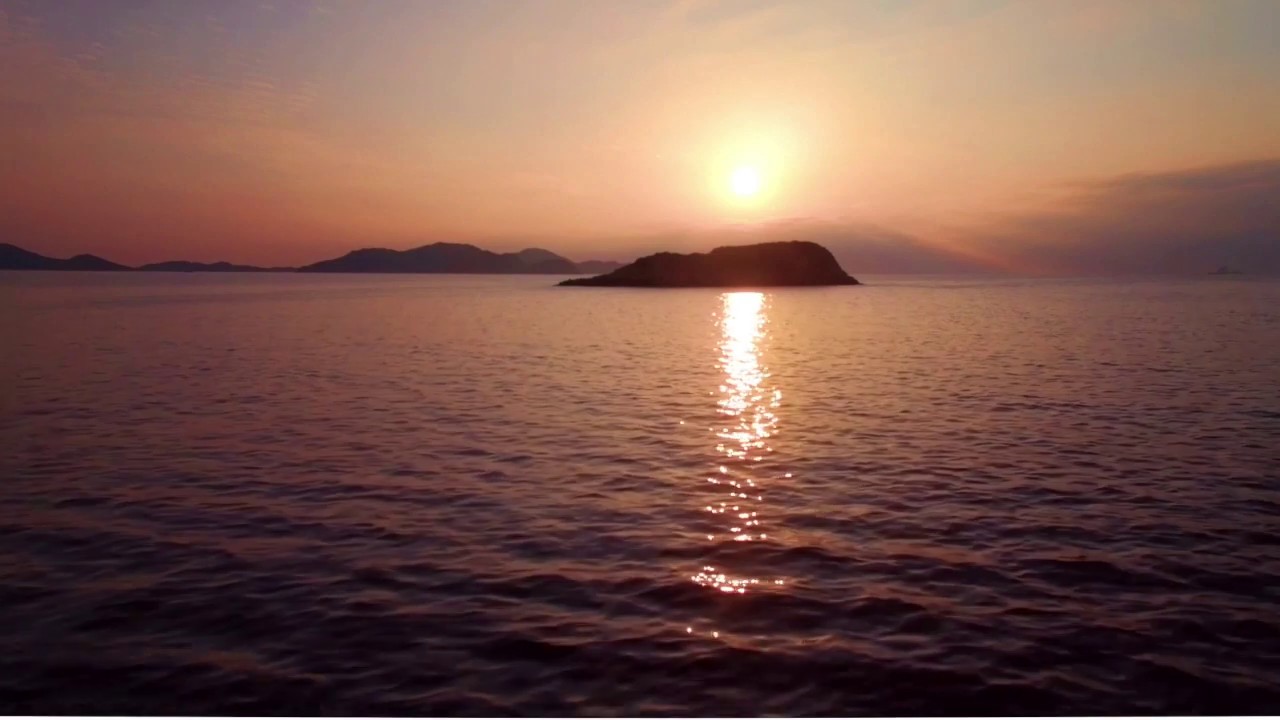 Relaxing Music "Sunrise" - YouTube