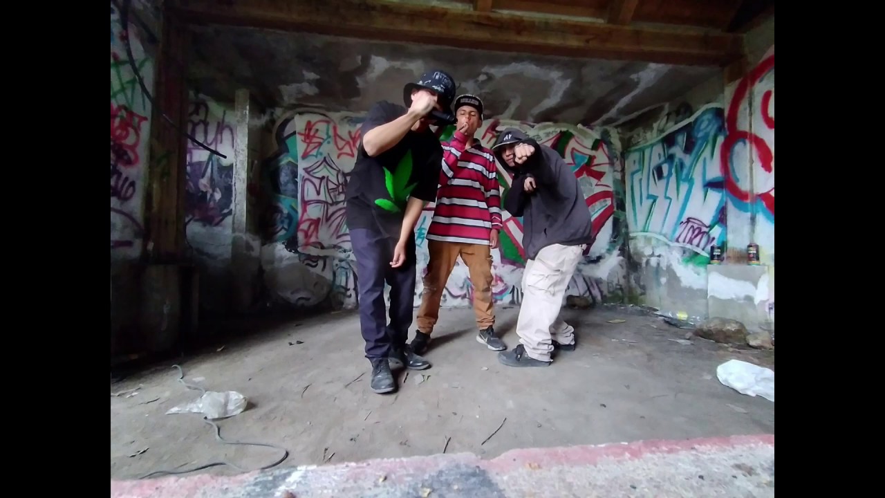 QUÉ ES LO QUE PASA! Poetic Monack JRmc Hopper audio - YouTube