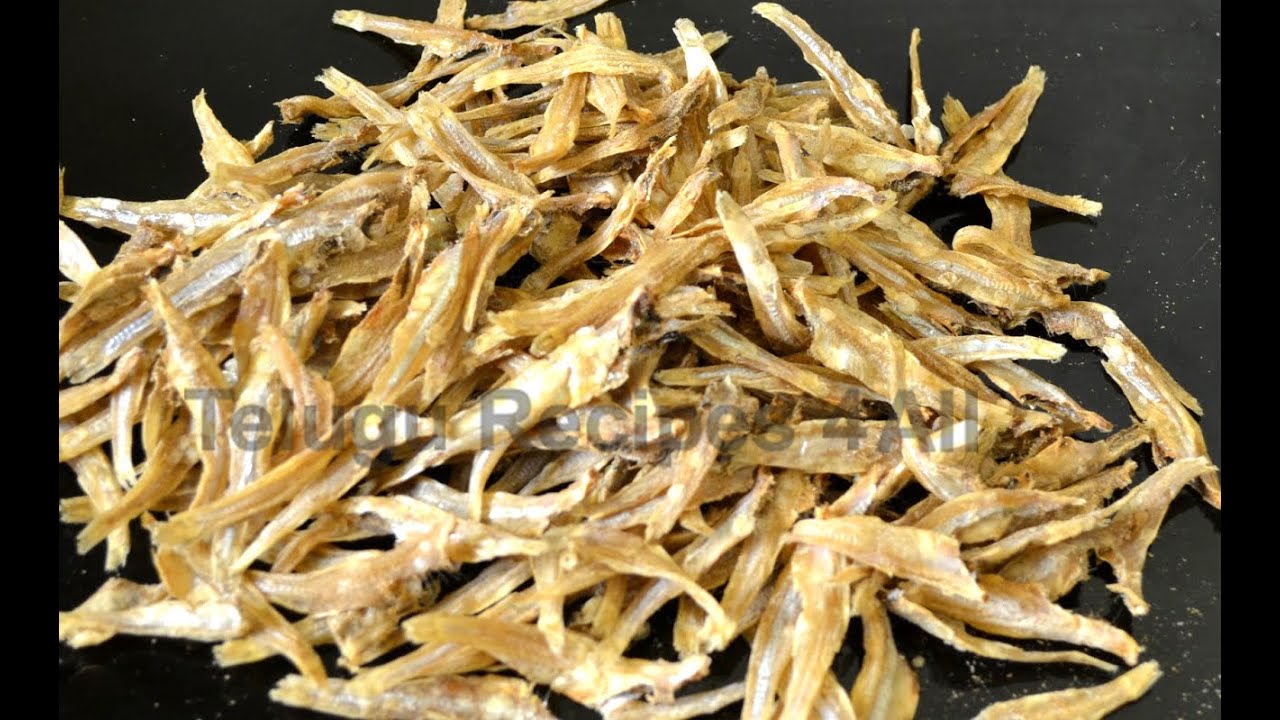 How to Make Endu Chepala / Dry Fish Pulusu Recipe in Telugu - YouTube