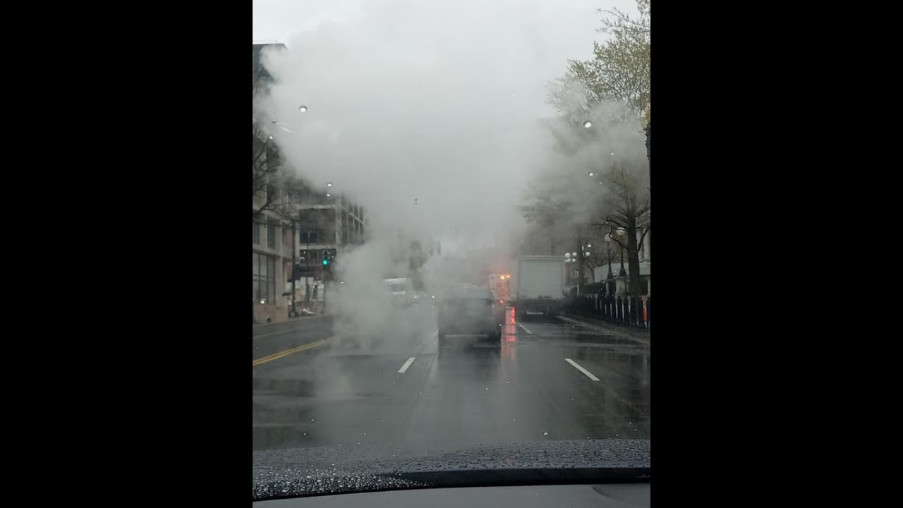 4/5/22 Nancy Drew in DC- Video 2-WH and Weird VP Motorcade - YouTube