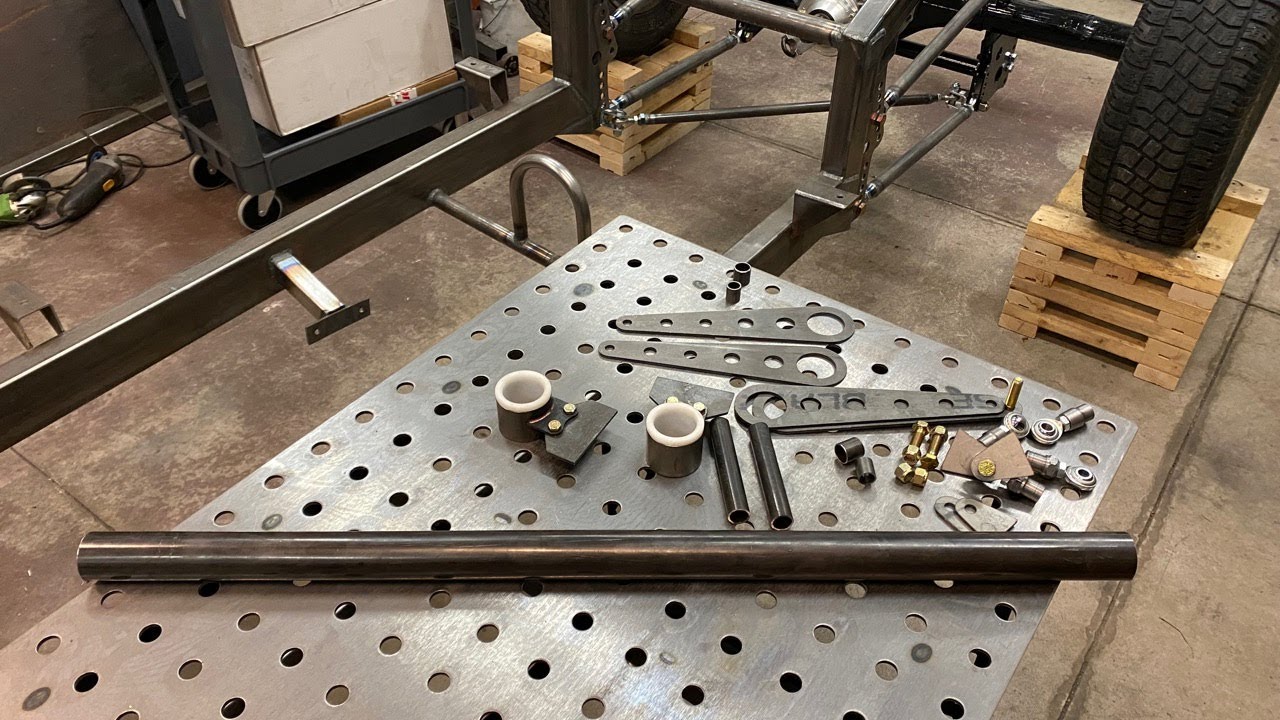 Installing an Anti-Roll Bar Kit on The 46. - YouTube