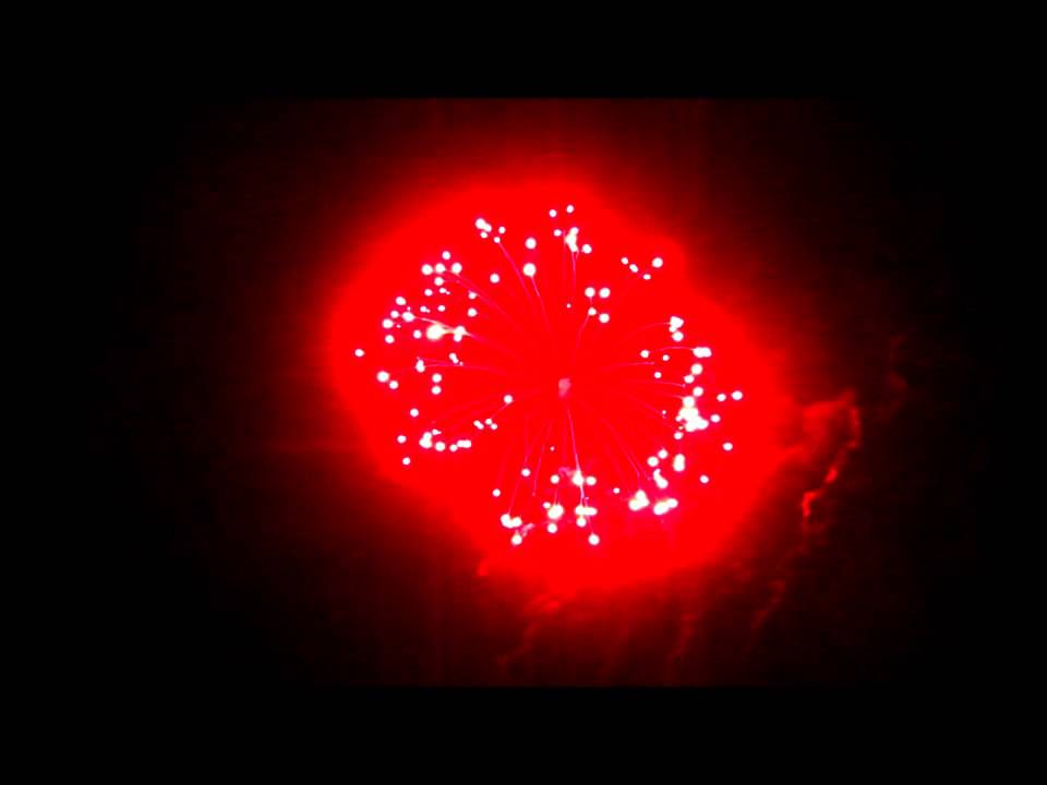 6 Inch (150 mm) Fireworks Cylinder Shell Red Crossettes - YouTube