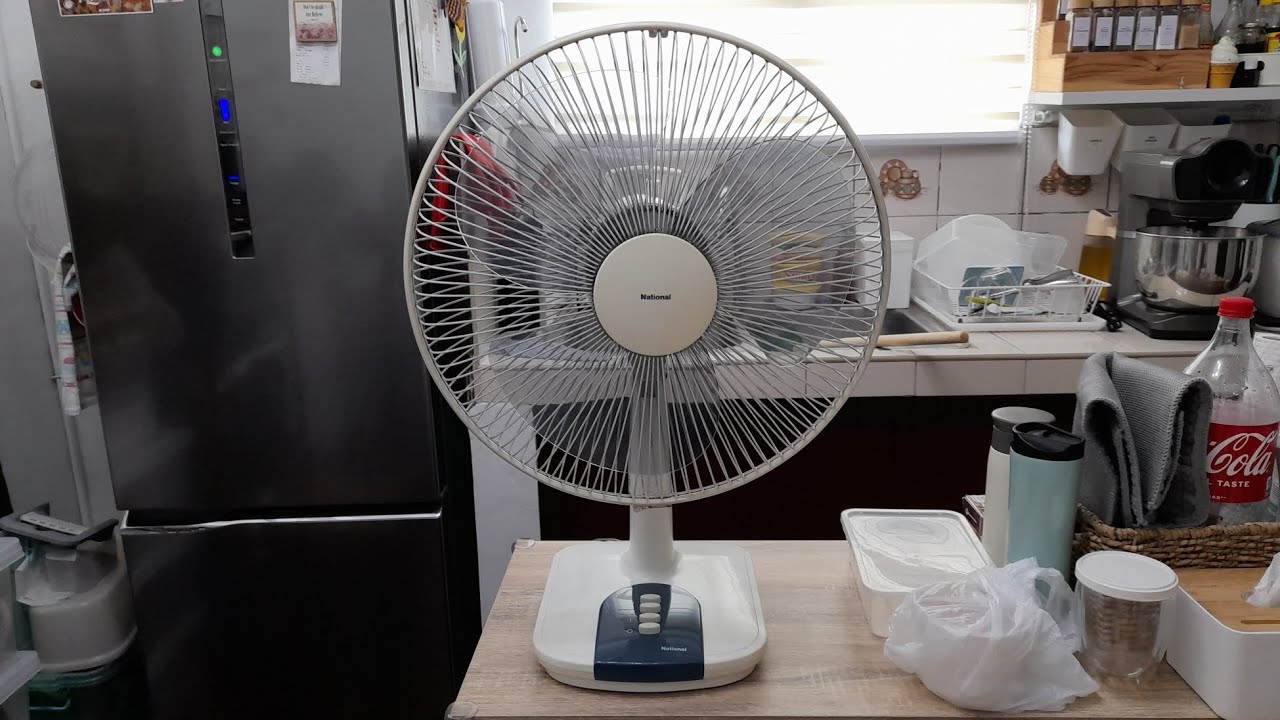 16" National Desk Fan - YouTube