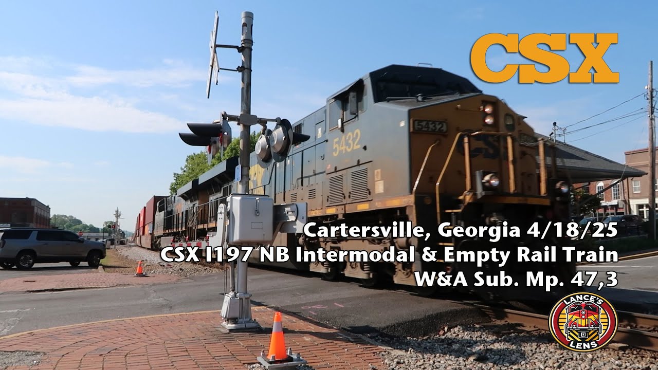 CSX Train I197 Engines #5432 #3143 NB Intermodal & Empty Rail Train ...