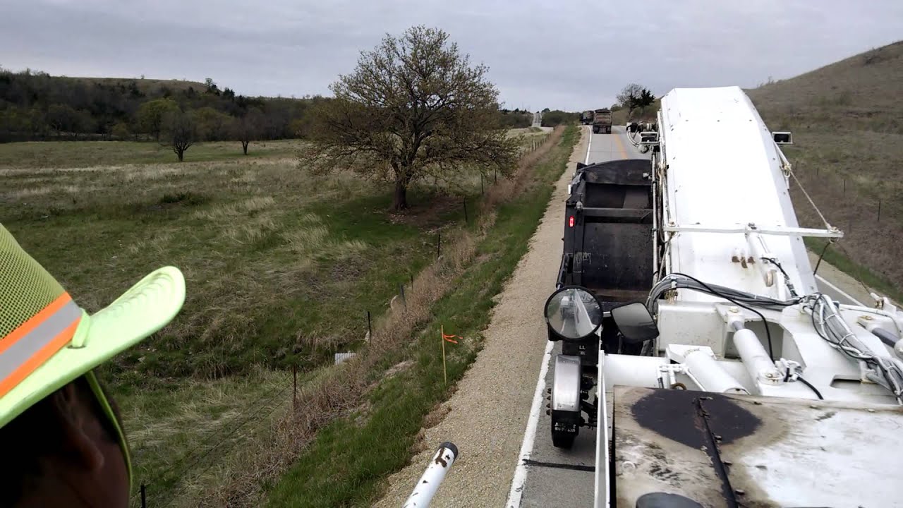 Roadtec RX900 Operators Station - YouTube