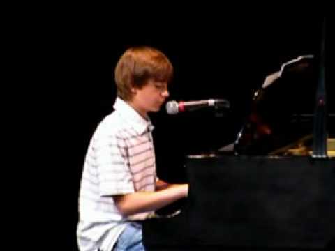 Elliot Jarmain performs Heller and Pink Floyd.m4v - YouTube